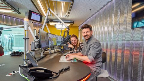 Life Radio: Audio Campus mit Loxone automatisiert | Loxone Blog