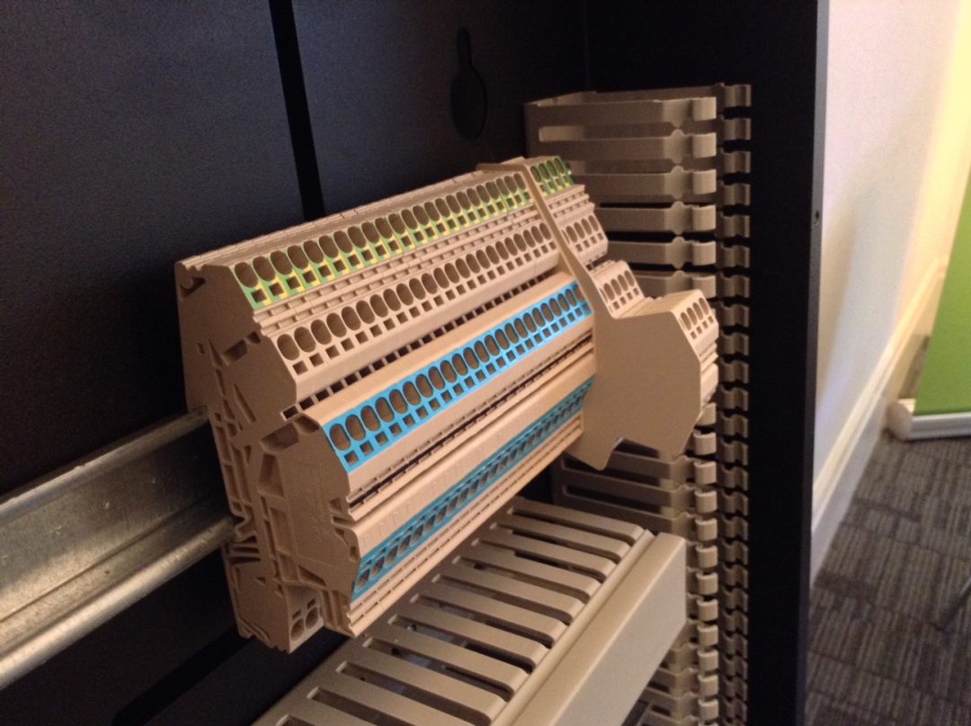 Blog - How To Lay Out Your Smart Home Distribution Board | Loxone