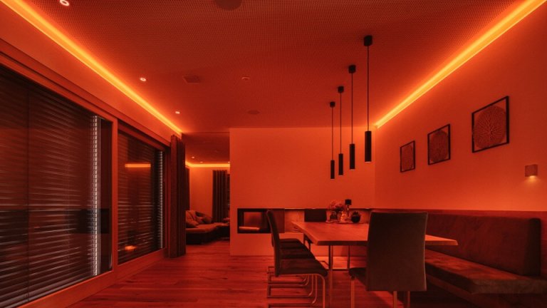 Smart Lights - Smart Spotlights, Pendants & LED Strip | Loxone