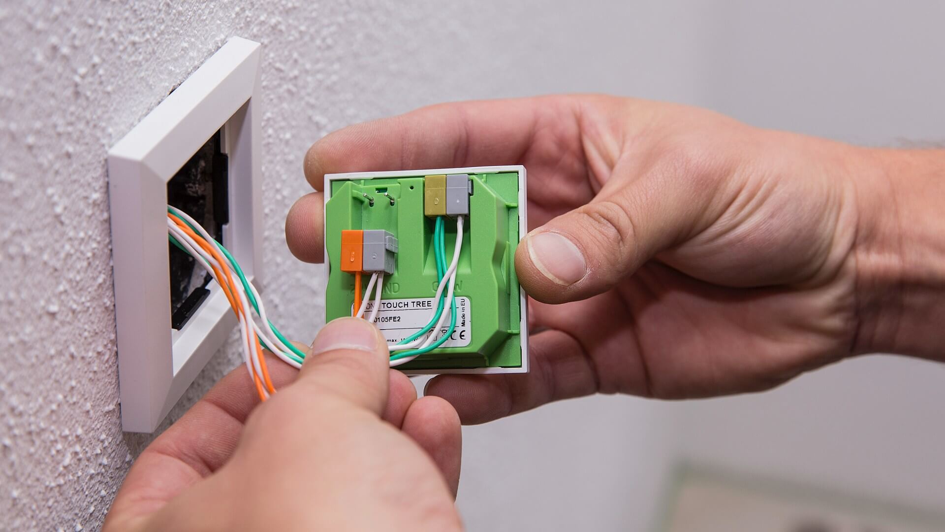 Become an Installer - Smart Home & Building Automation | Loxone