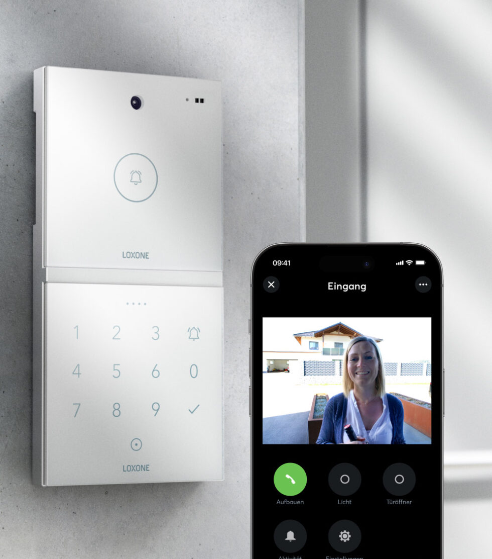 Smart Access Control - Keyless Access For Buildings | Loxone