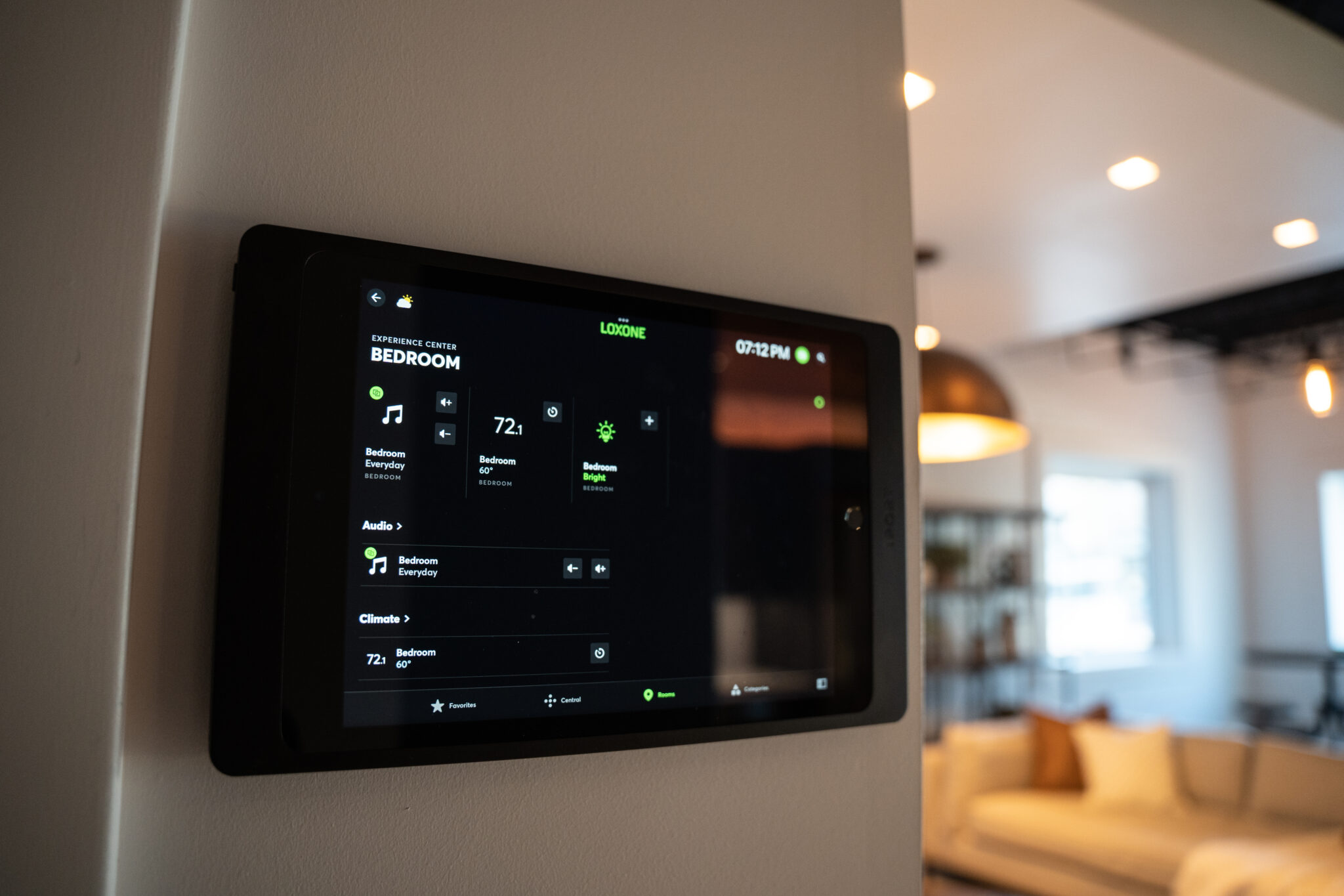 Automated Lighting Control Solutions for Smart Homes and Businesses