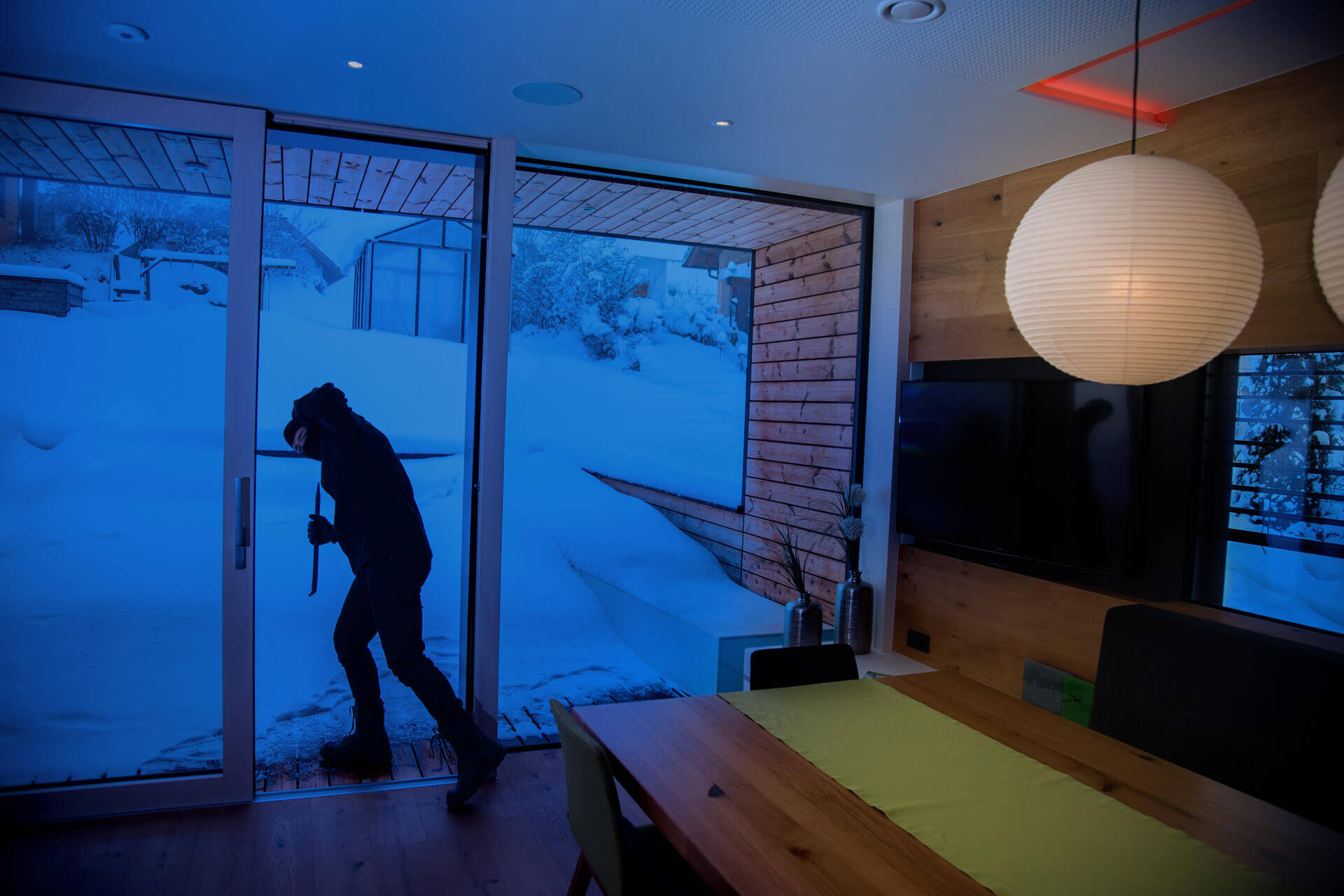 Seguridad Loxone - ESES Loxone