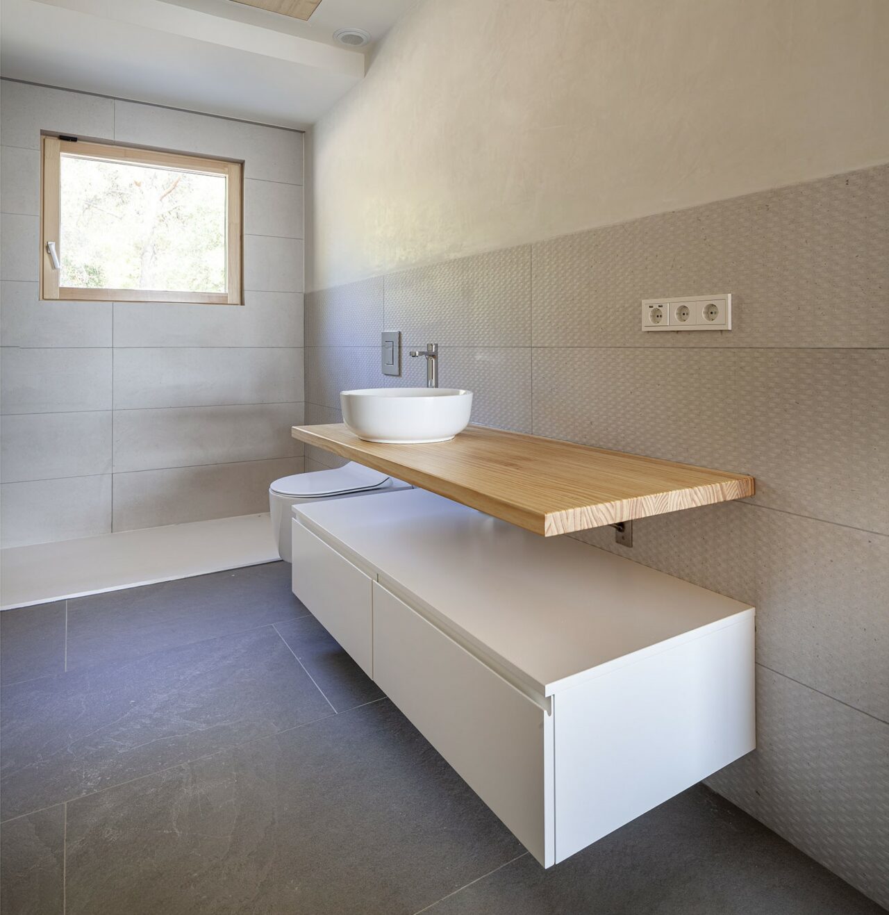 Lilu's House: el futuro de la vivienda sostenible y saludable - ESES Loxone