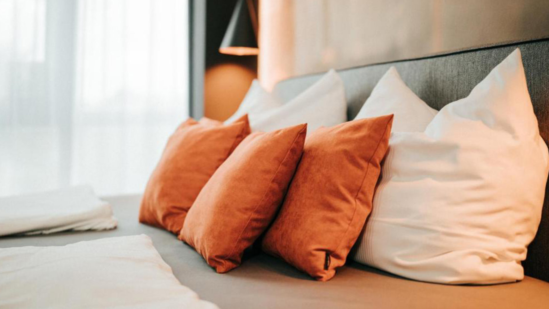 Loxone in de horeca: JustStay Hotels | Loxone